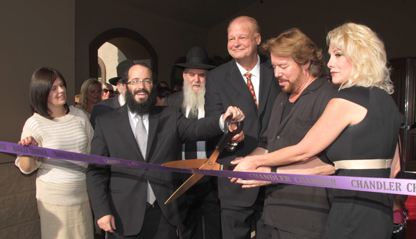 Chabad celebrates new center | Community | jewishaz.com