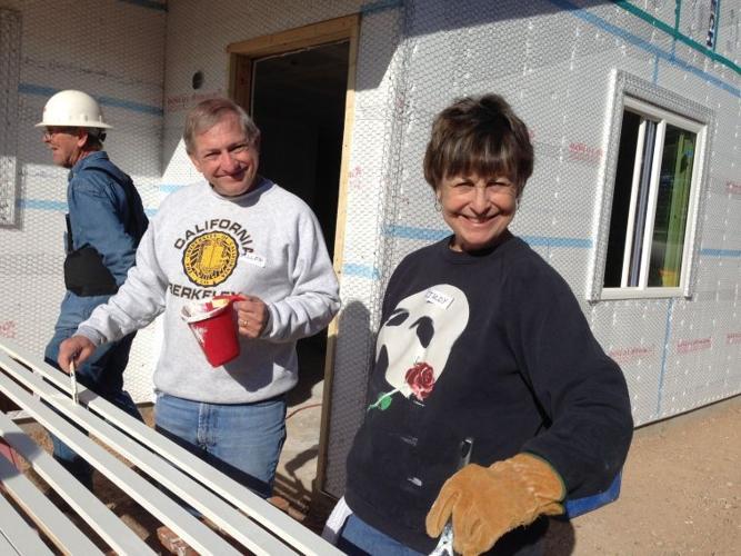 Or Chadash helps Habitat for Humanity project | Community | jewishaz.com