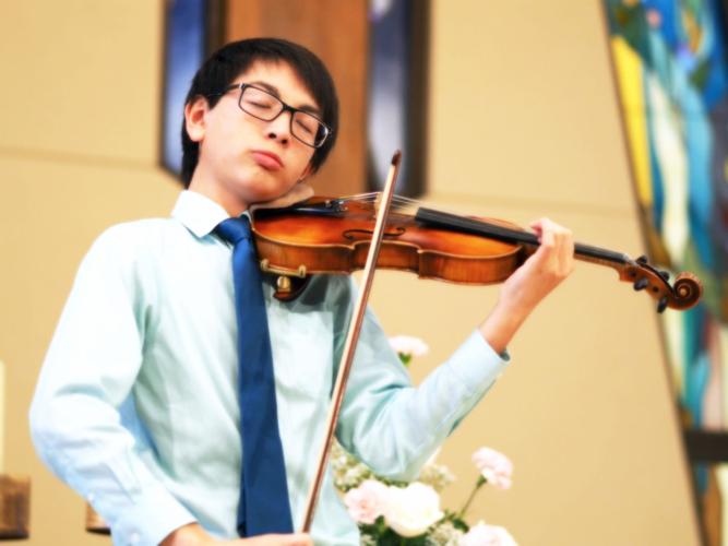 Acclaimed violinist and his family to perform at Beth Ami Temple | Arts ...