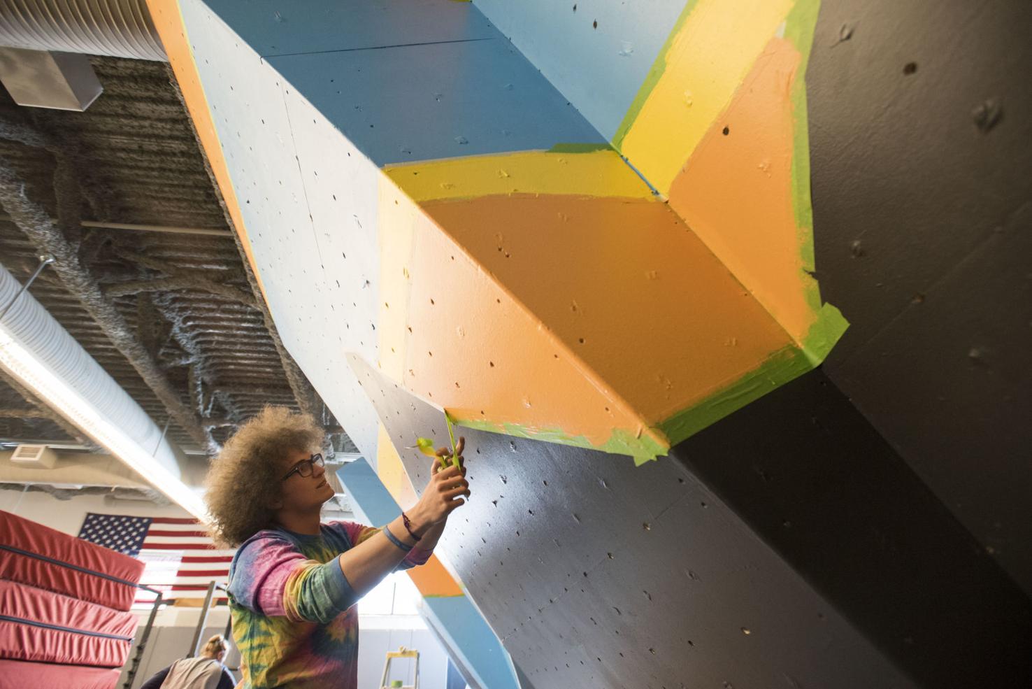 Students aim high to build a climbing wall | Features | jhnewsandguide.com