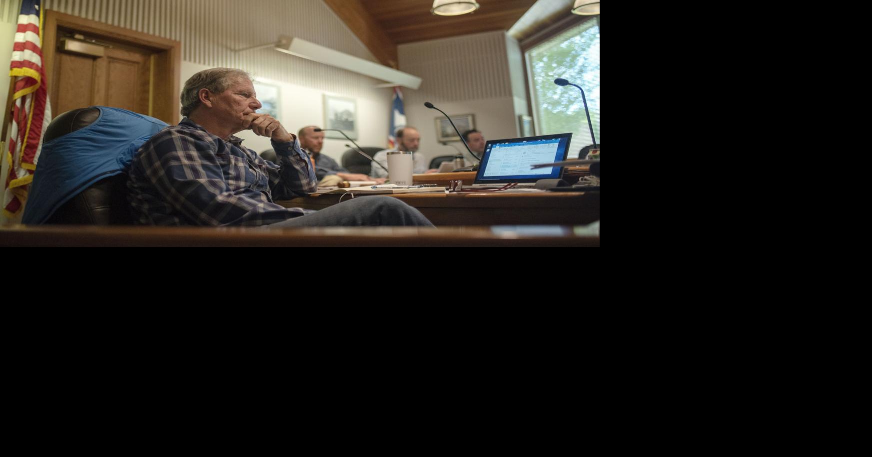 Schechter to keep council seat, rues rumors causing 'erosion of faith ...