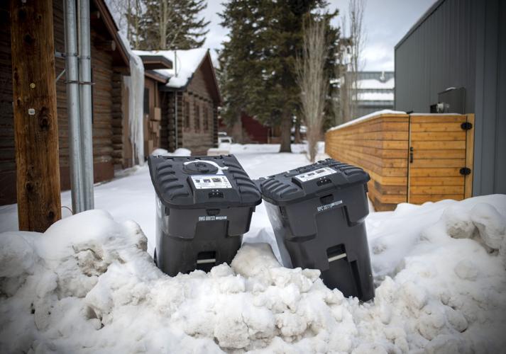 About 1,000 'bear-resistant' trash cans in Jackson Hole aren't 'bear ...