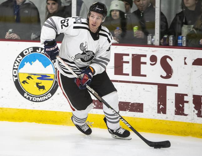 GALLERY: Moose hockey vs. Vail Yeti | Galleries | jhnewsandguide.com