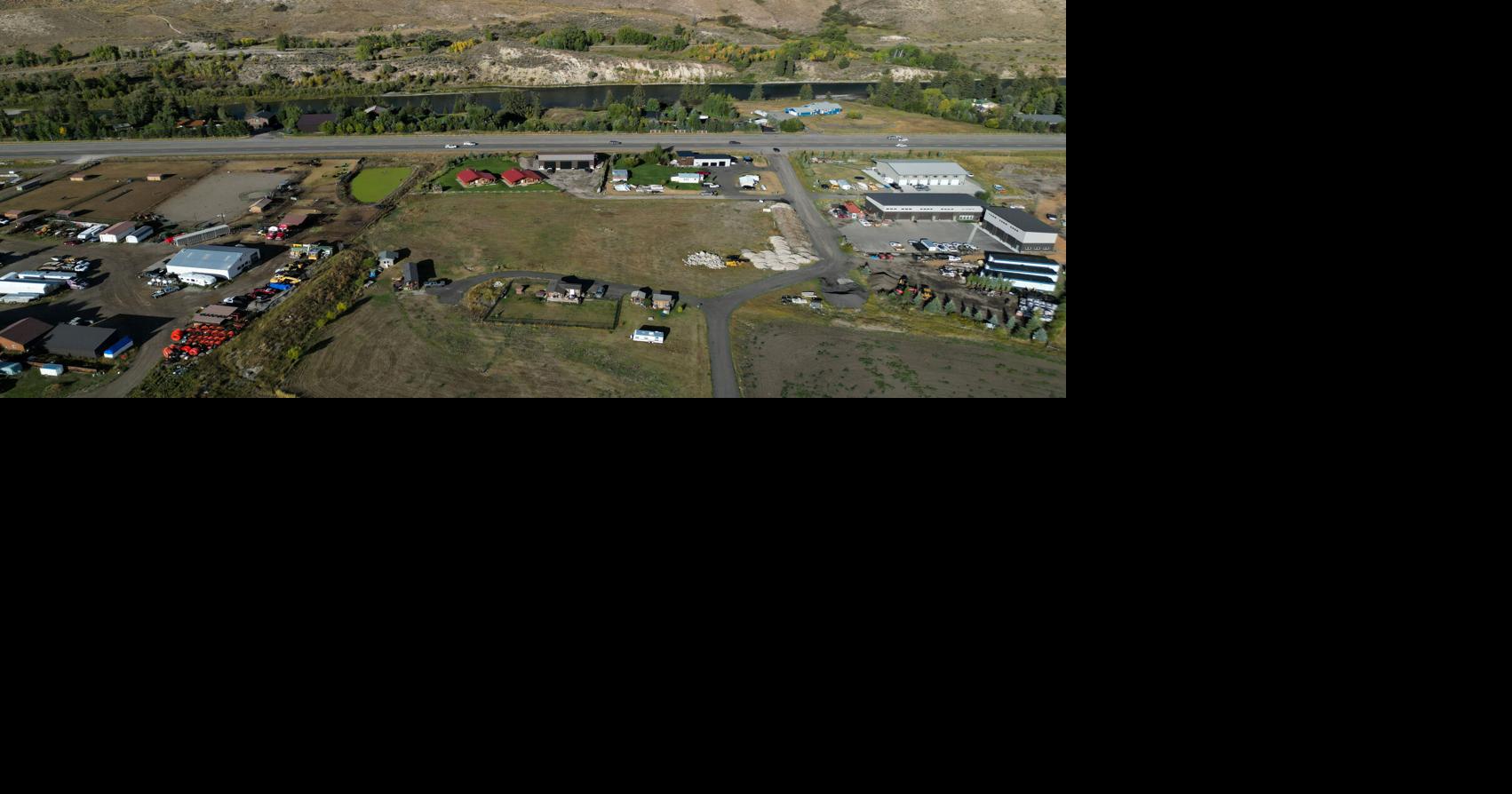 Teton County commissioners ‘torn’ on Hog Island rezone, send request ...