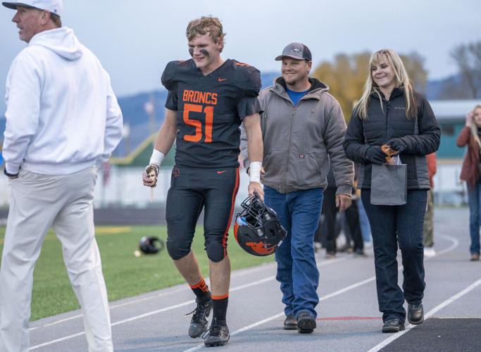GALLERY: Broncs football senior night | Multimedia | jhnewsandguide.com