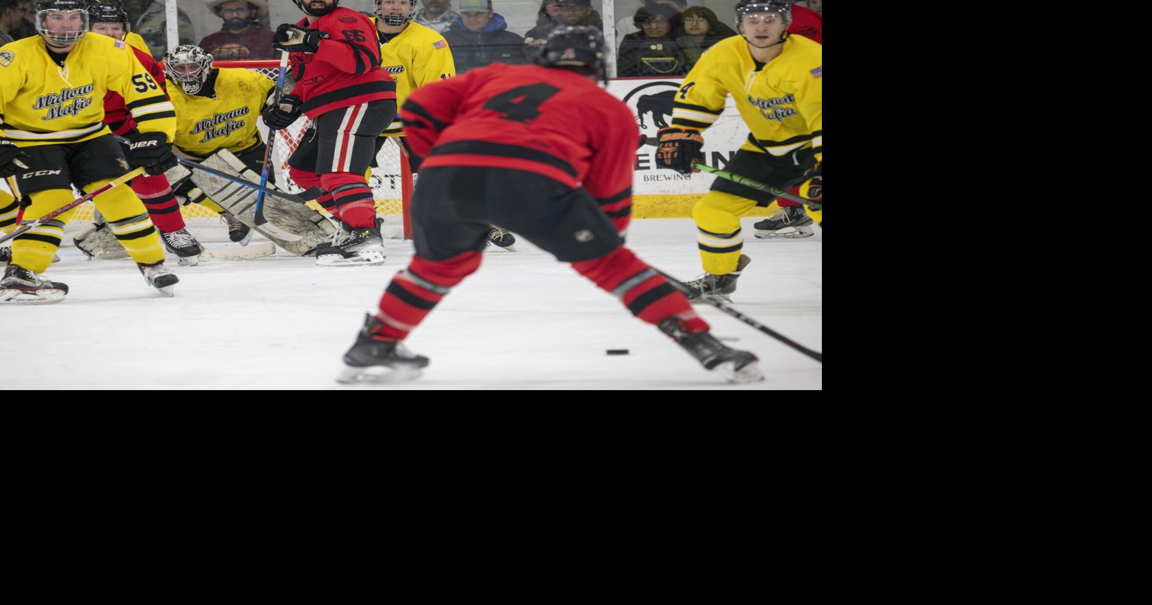 Moose bust Mafia, run win streak to 5 | Sports Features ...
