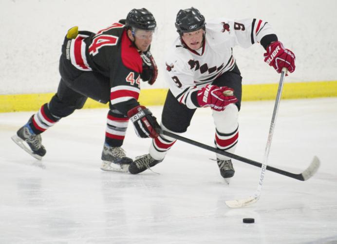 Moose sweep Suns to remain undefeated | Sports Extras | jhnewsandguide.com