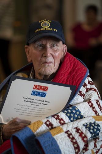 105-year-old veteran Fred Miles awarded Quilt of Valor | Features ...