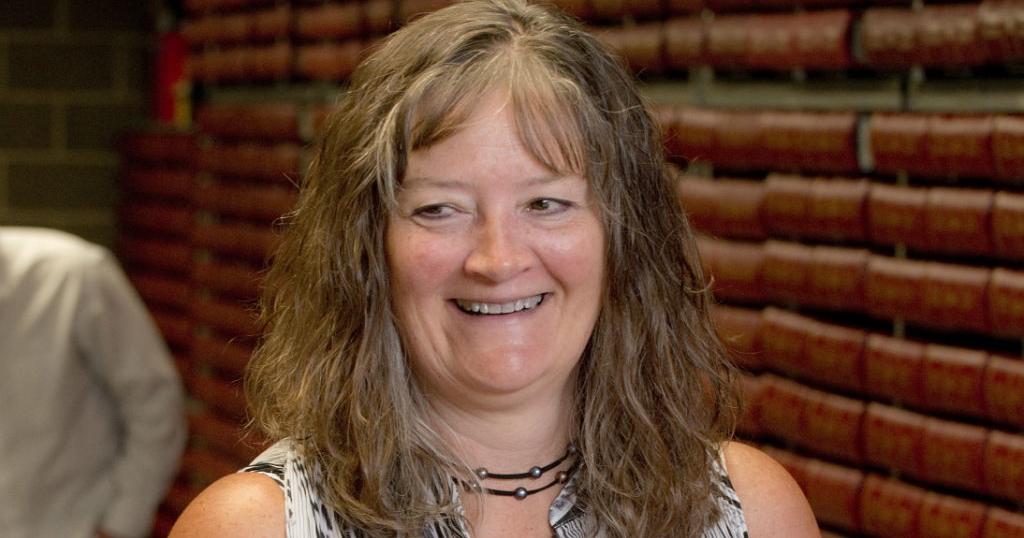 Clerk Sherry Daigle to resign at the end of May | The Hole Scroll ...