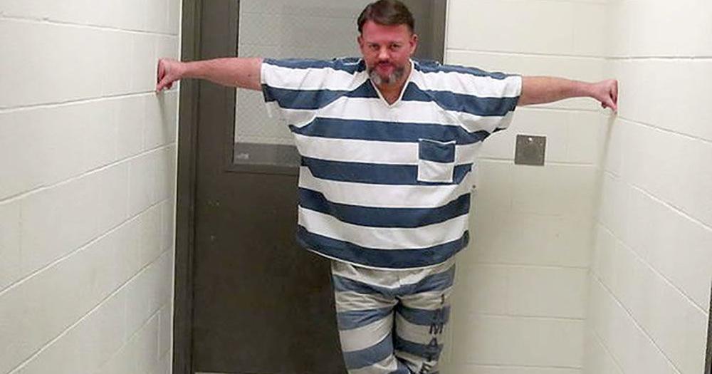 Bank robber is free, boasting | Cops & Courts | jhnewsandguide.com