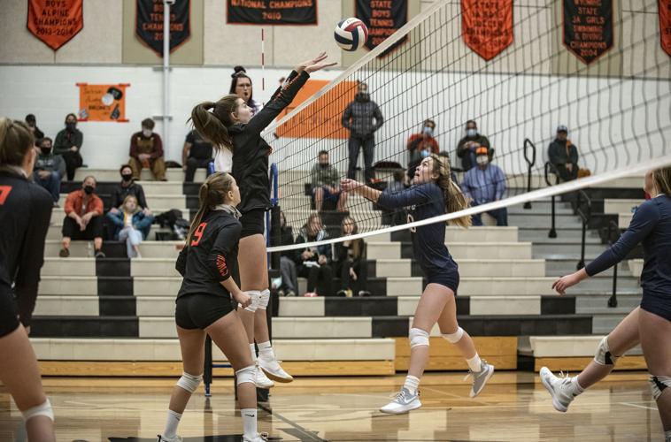 Broncs volleyball drops two | High School Sports | jhnewsandguide.com