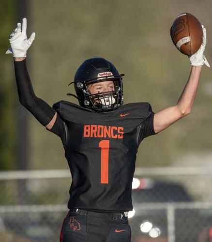 Broncs tame Bears for 1st home win | High School Sports ...