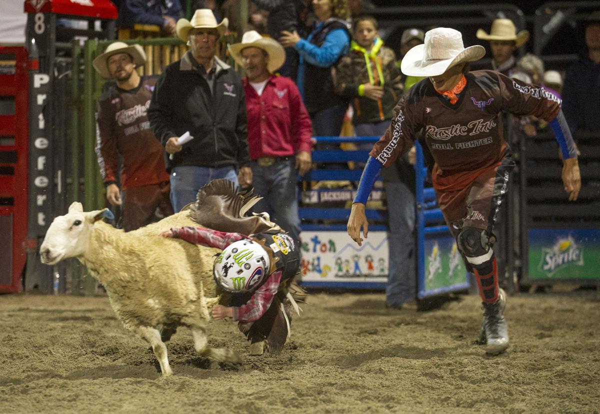 Young siblings start rodeoing early | Sports Features | jhnewsandguide.com