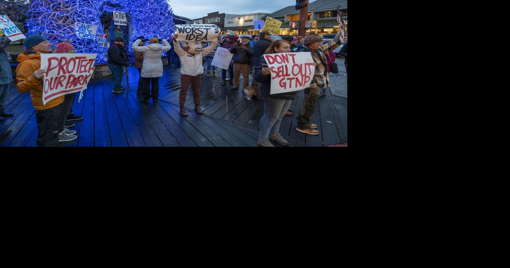 Protesters decry auction of Kelly parcel | Environmental ...