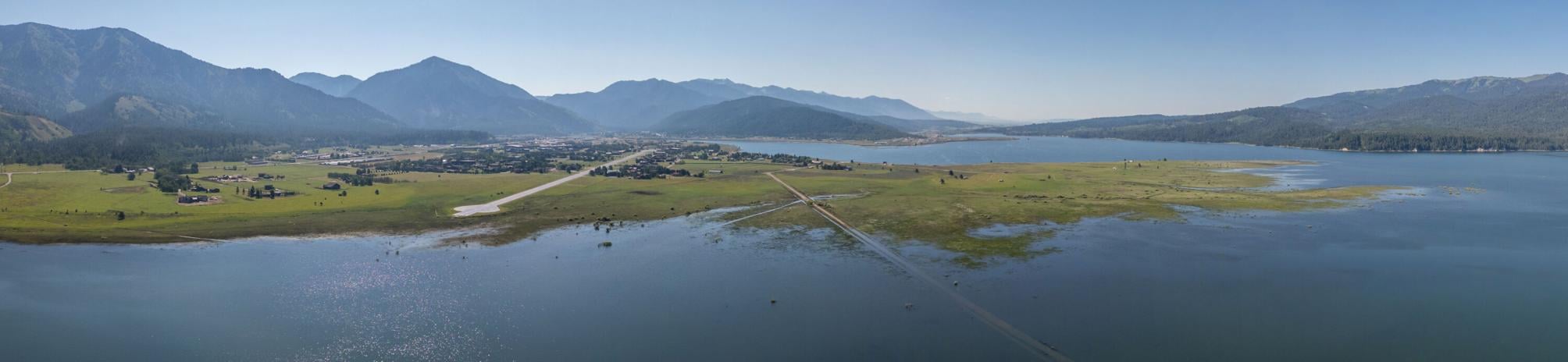 Alpine plane crash sheds light on turbulence over fly-in subdivision ...