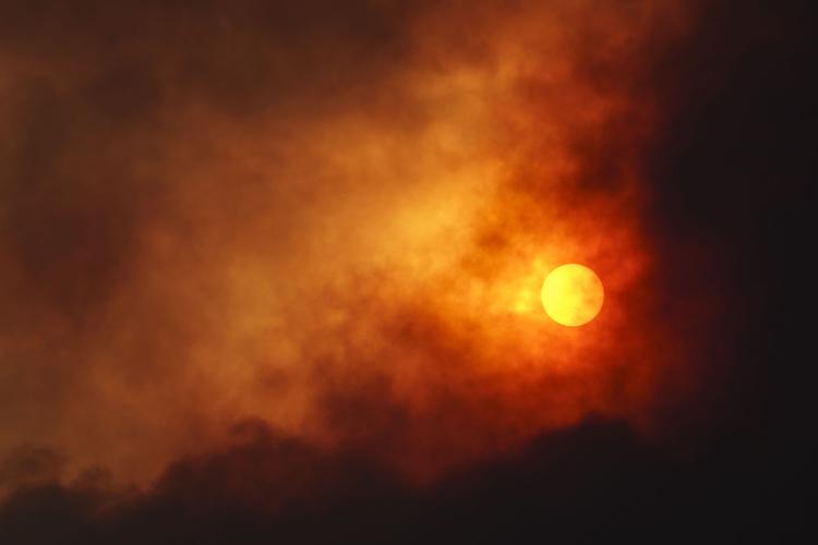 Firefighters slow growth of Fish Creek Fire | Cops & Courts ...