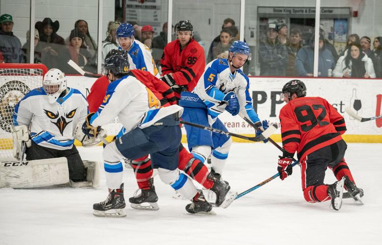 GALLERY: Moose hockey vs. Boston Seahawks | Multimedia | jhnewsandguide.com