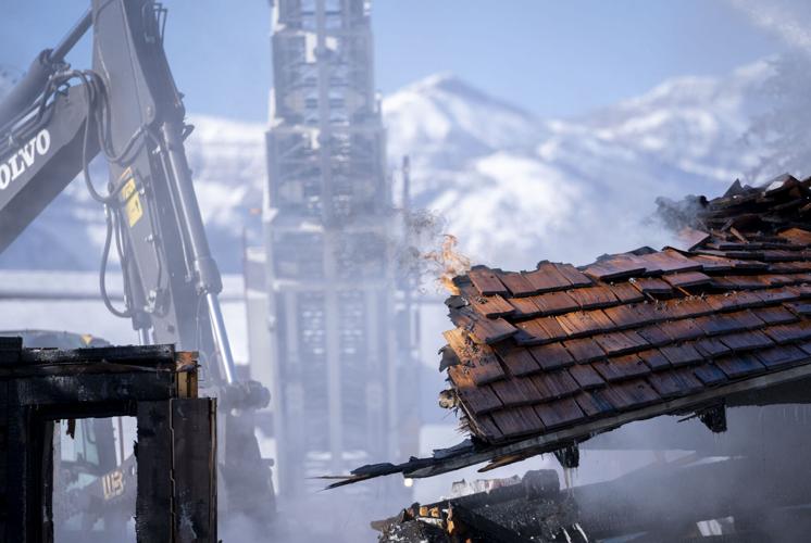 Texas family of six safe after fire destroys rental at Golf and Tennis ...