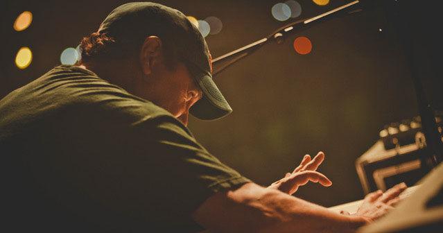 Soak up the boogie-woogie with JoJo Herman at Astoria Hot Springs ...