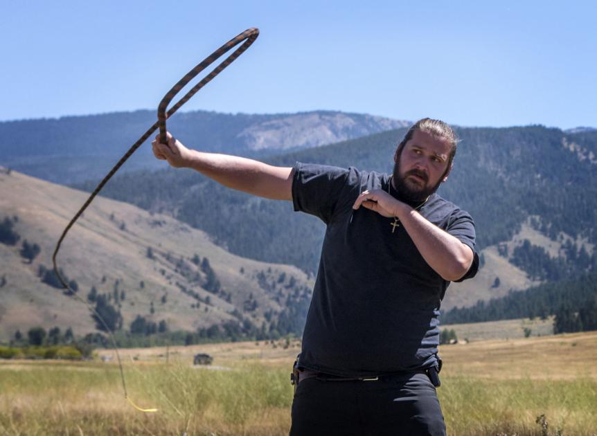 Hobbyist cracks that whip for the fun of it | Closeup | jhnewsandguide.com