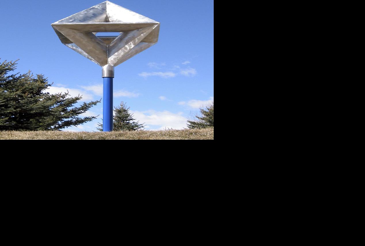 Simms turns inventive talent to sculpture | Arts | jhnewsandguide.com