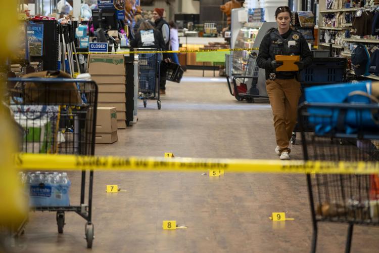 Cops evacuate, reopen Albertsons after altercation, firing of non ...