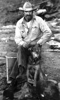 Clover, 88, founded outfitting business | Circling the Square ...