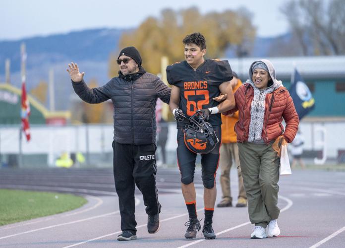 GALLERY: Broncs football senior night | Multimedia | jhnewsandguide.com