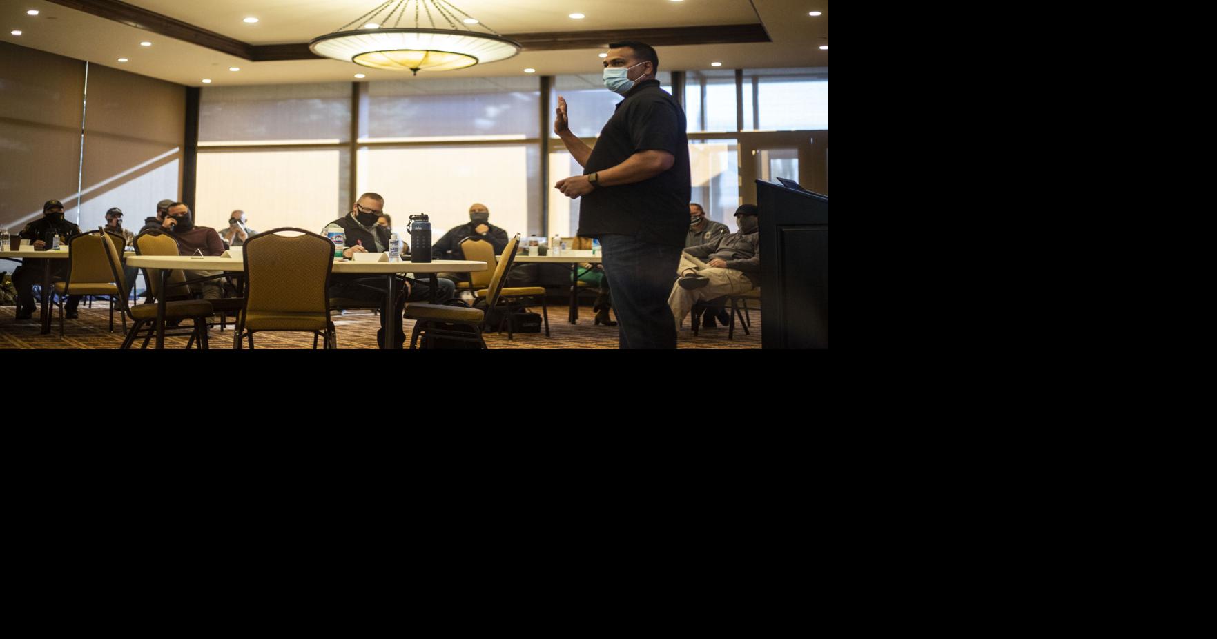Cops and therapists talk mobile crisis response team after mental ...