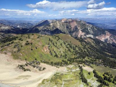 Crumbly Hoback Peak offers fantastic views | Excursion | jhnewsandguide.com