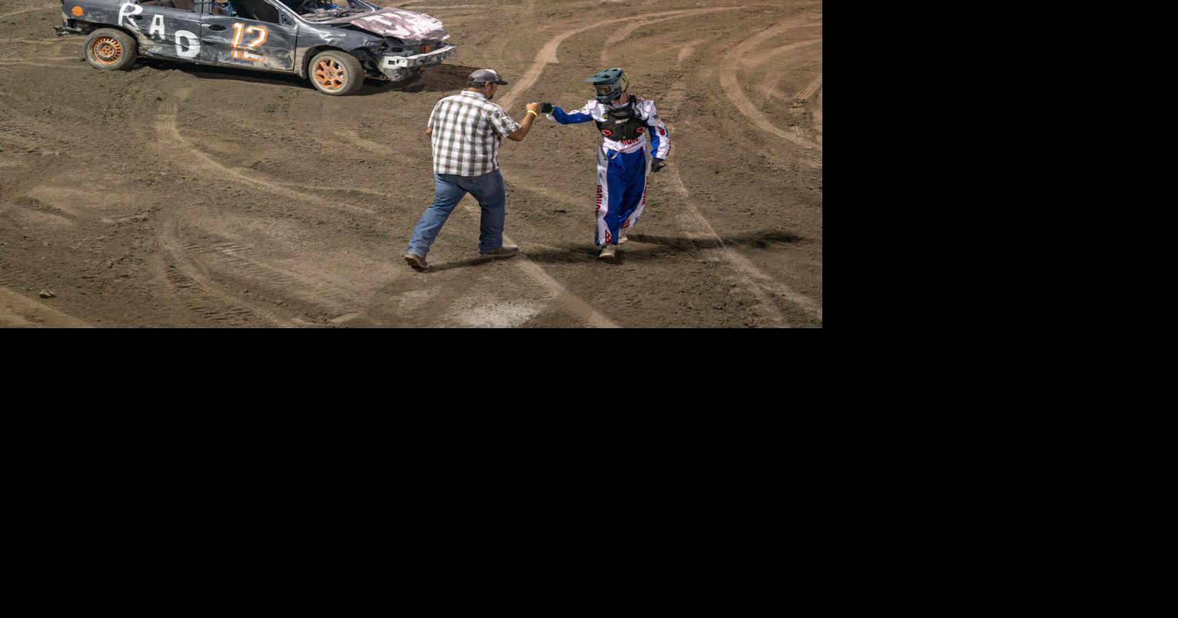 GALLERY: The 2025 Figure 8 Races | Multimedia | jhnewsandguide.com