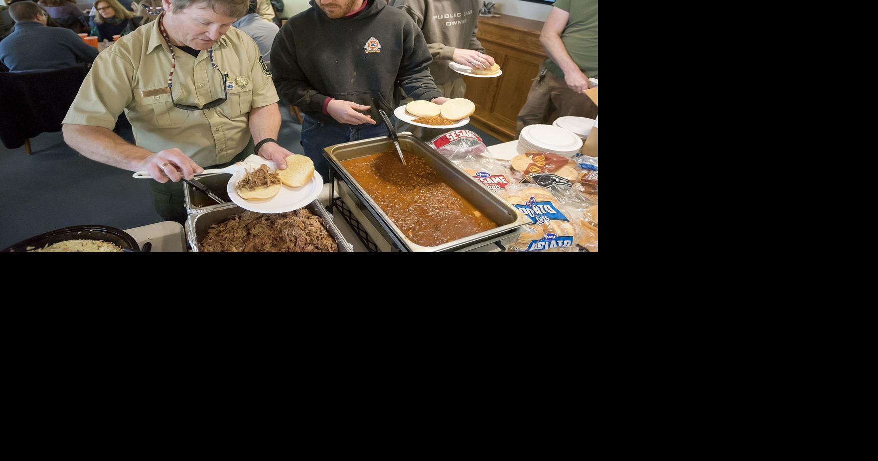 Town hosts potluck for federal employees | Local | jhnewsandguide.com