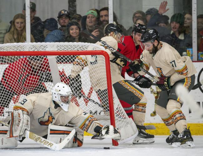 GALLERY: Moose hockey vs. Phoenix | Multimedia | jhnewsandguide.com