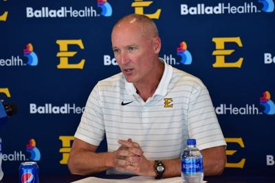 Quarles looks to address needs with early signings | College ...