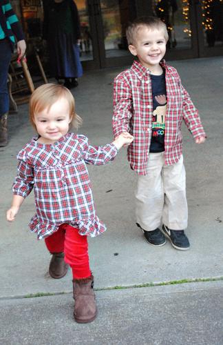 Cute cousins | Galleries | johnsoncitypress.com