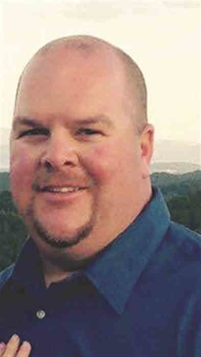 UPDATE: 3rd coach in 3 weeks; Lingerfelt hopes to bring calm to ...