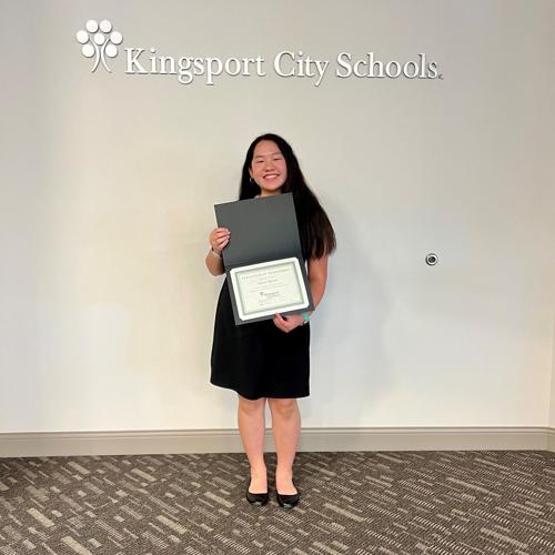 Kingsport school board recognizes accomplishments of Dobyns-Bennett students, teacher ...