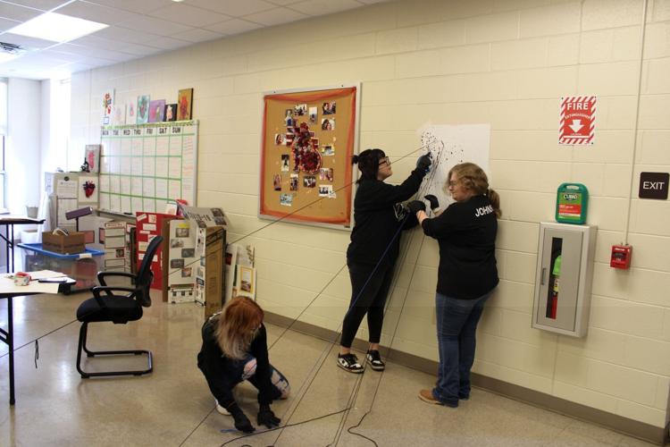 High school criminal justice students demonstrate their crime-solving ...