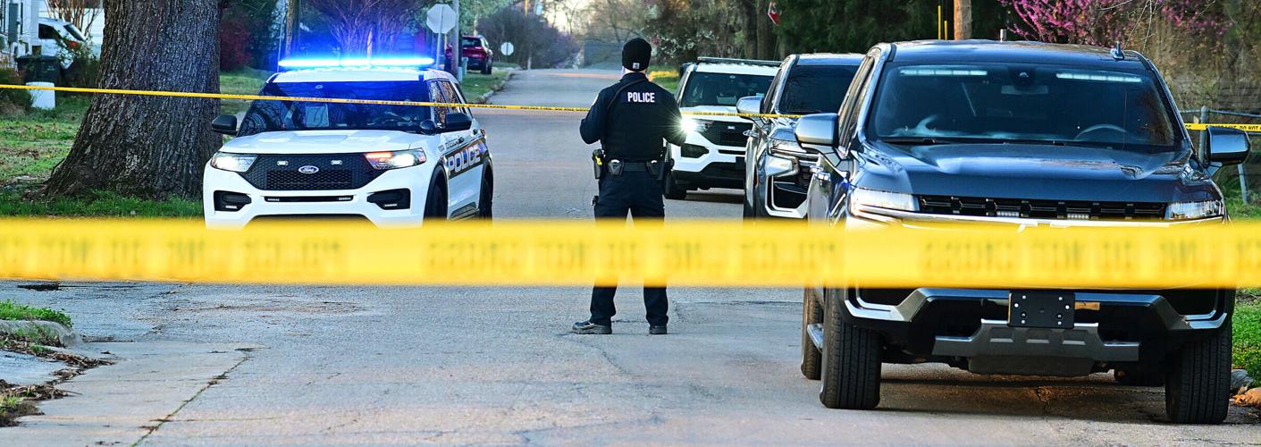 3 dead, 5 injured in shooting | News | jonesborosun.com