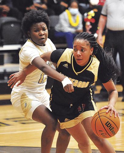 Hardaway leads Lady Hurricane past Lady Raiders | Sports | jonesborosun.com