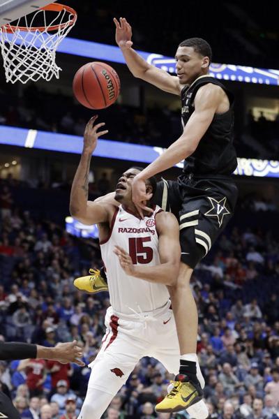 Jones scores 22, Hogs beat Vanderbilt at SEC | Sports | jonesborosun.com