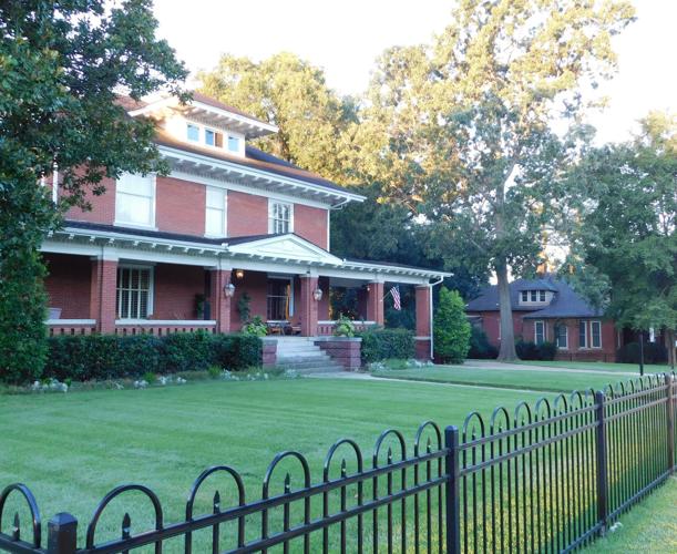 Traveling the historic Crowley's Ridge Parkway National Scenic Byway ...