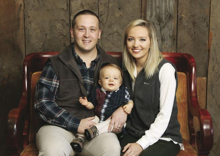 'Redneck' Christmas scene new for Holiday Pet Photos | Local News ...