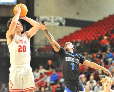 Last-second 3 gives Mustangs NEA crown | Sports | jonesborosun.com