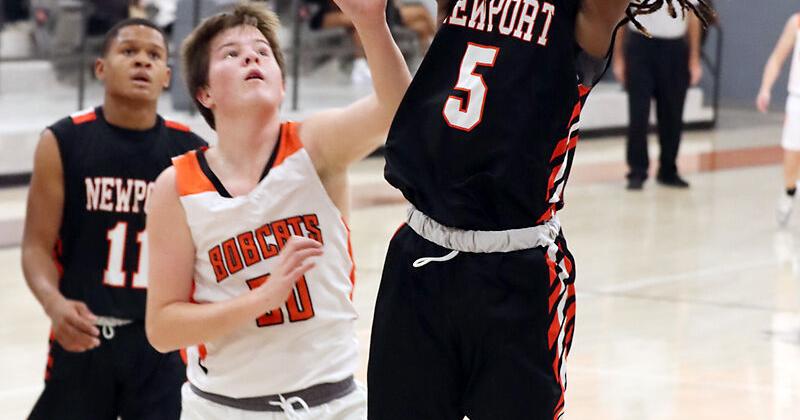 Junior Hounds get win at WR | Newport | jonesborosun.com
