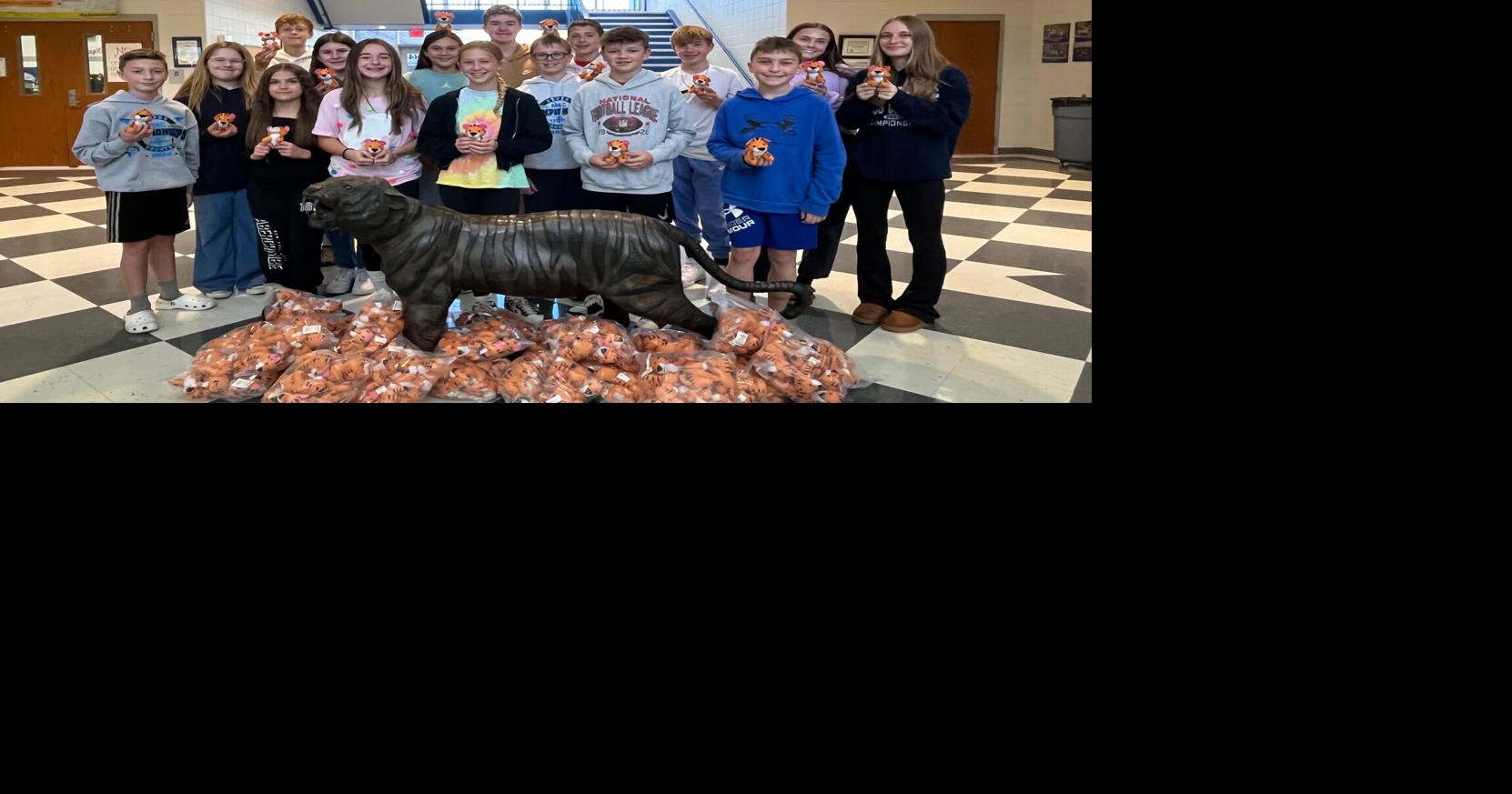 Alumni steps in to help kick off ‘Spirit Week’ at Harpers Ferry Middle ...