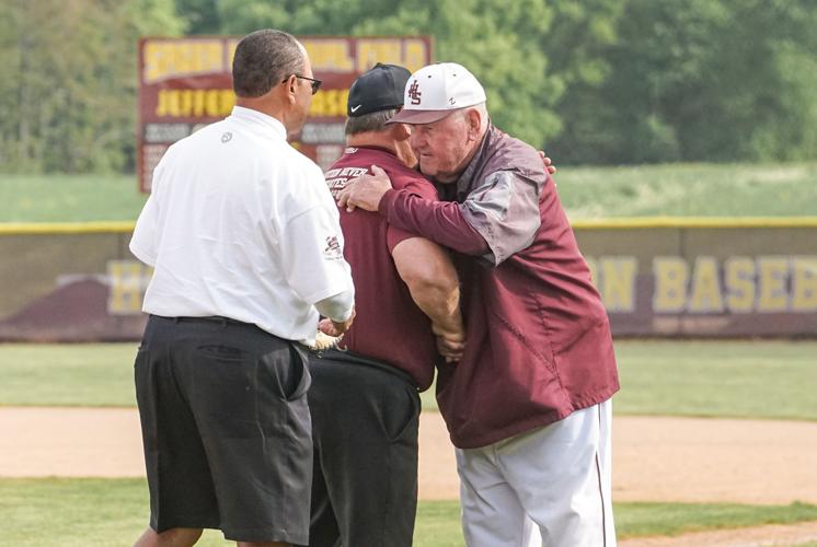 Cougars extend win streak to 11, Lowery secures 42nd-straight 20-win ...