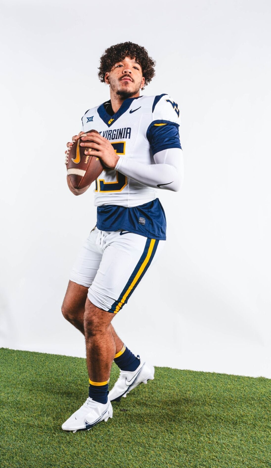 Full Circle: Spring Mills football star Max Anderson commits to WVU ...