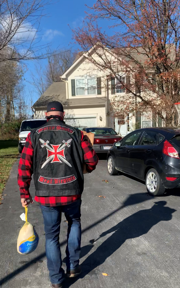 Sorry Souls Motorcycle Club steps in to serve local families ...