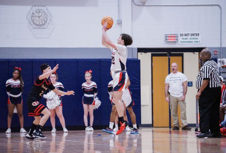 Seniors lead No. 6 Spring Mills over University in nail-biting non ...